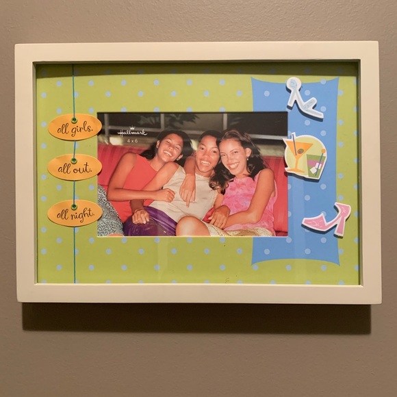 Hallmark | Wall Decor | Nwt 4x6 Hallmark Girls Night Out Picture Frame ...